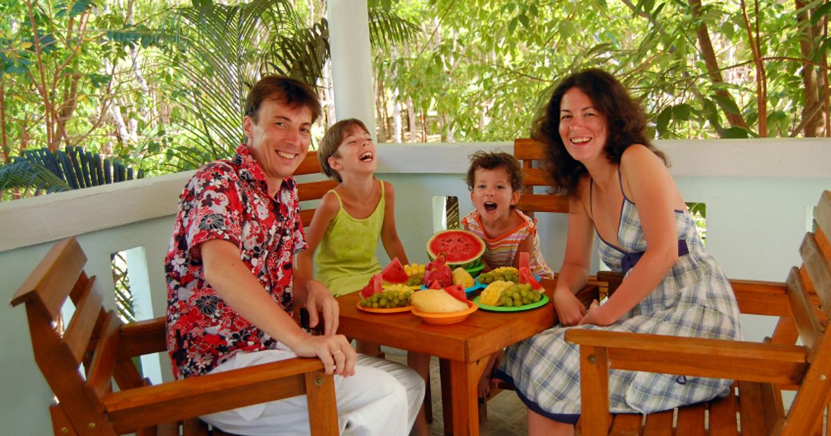 Eating well on vacation - Today's Parent