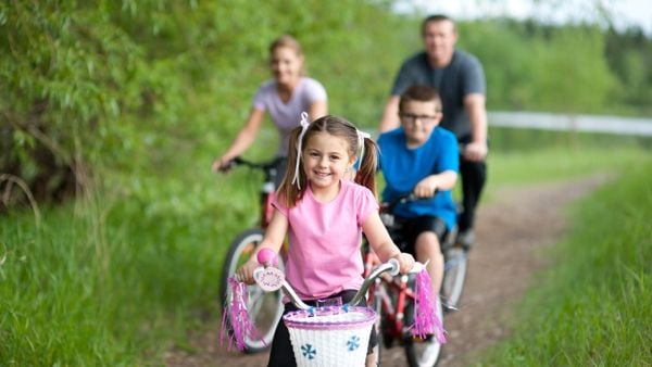 5 ways to get the whole family fit - Today's Parent