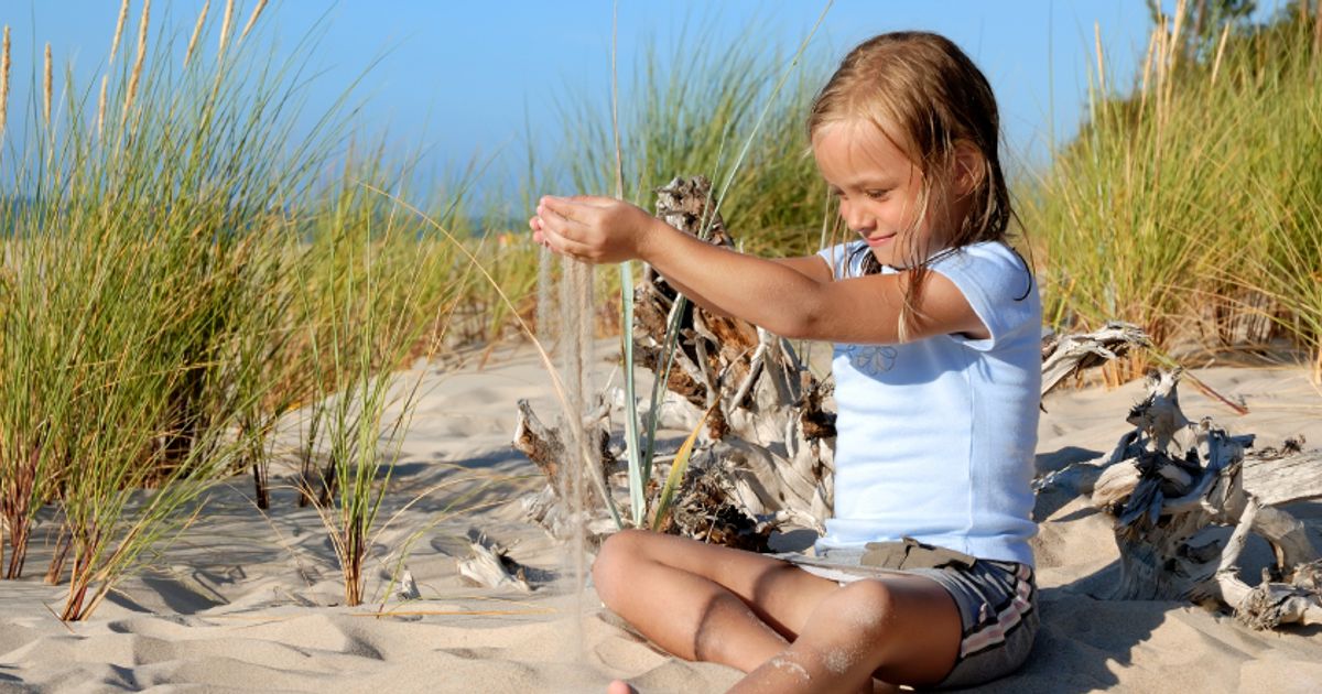 Island girls - Today's Parent