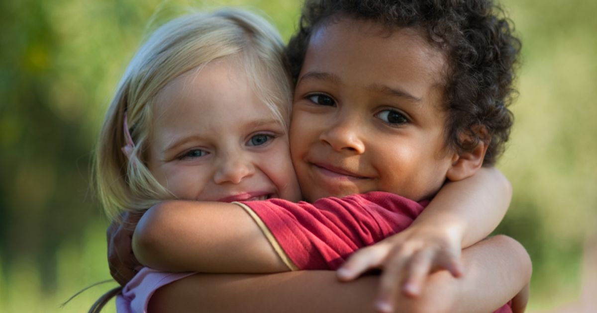 Why the world needs more hugging - Today's Parent
