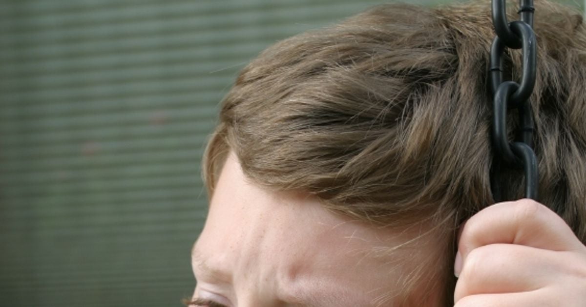 Standing up to bullies - Today's Parent