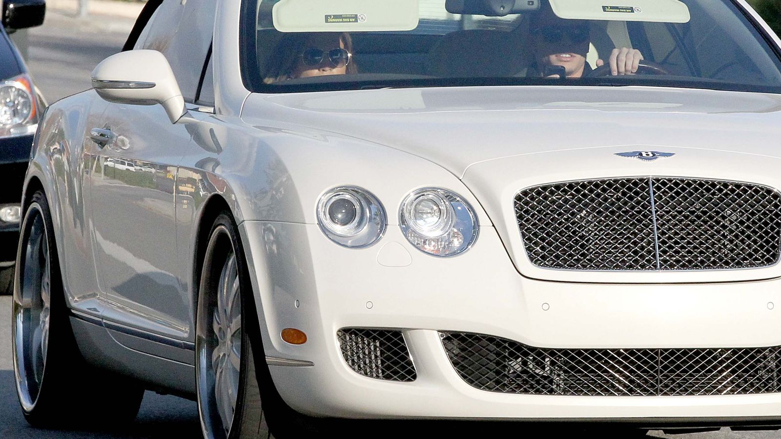 Jennifer Lopez Bentley Bentley Qatar Ms.Jennifer Lopez In Bentley