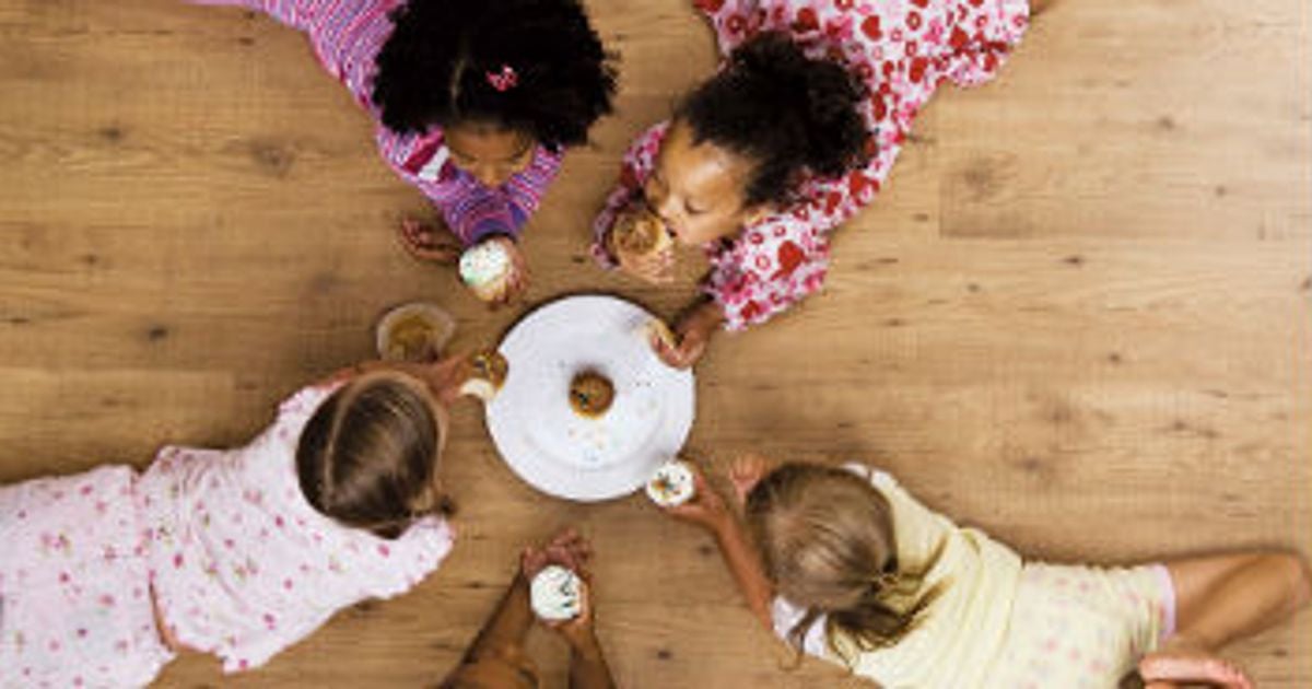 How to prepare your kid (and yourself) for her first sleepover - Today ...