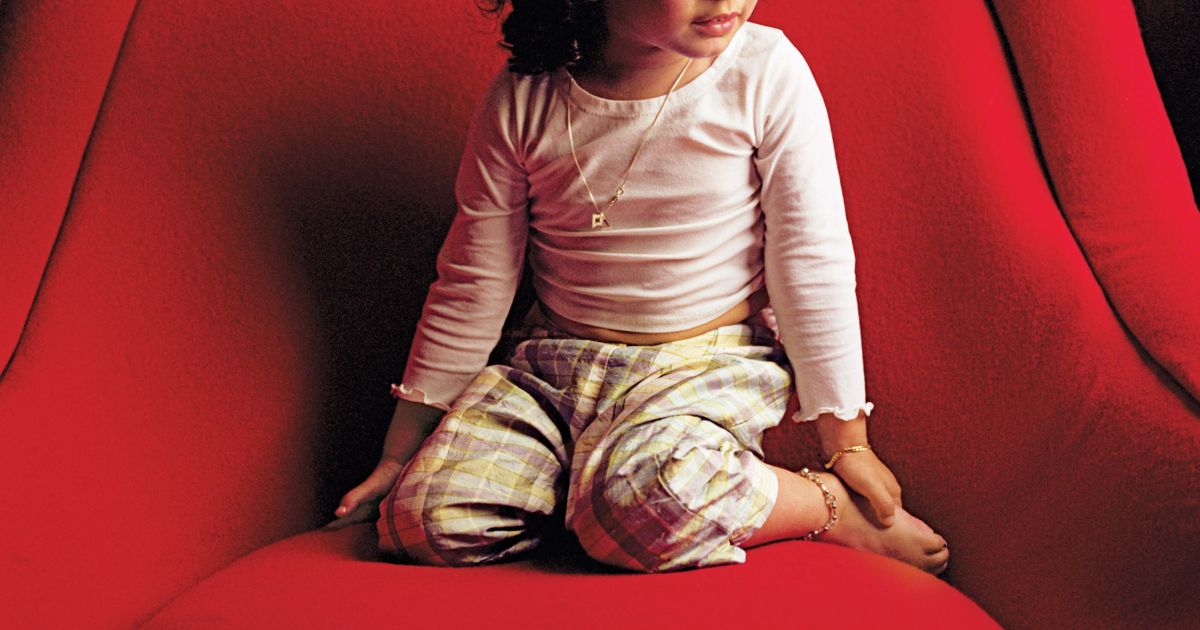 Is your toddler sitting properly? - Today's Parent