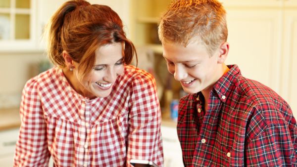 The optimistic parent's guide to kids and texting - Today's Parent