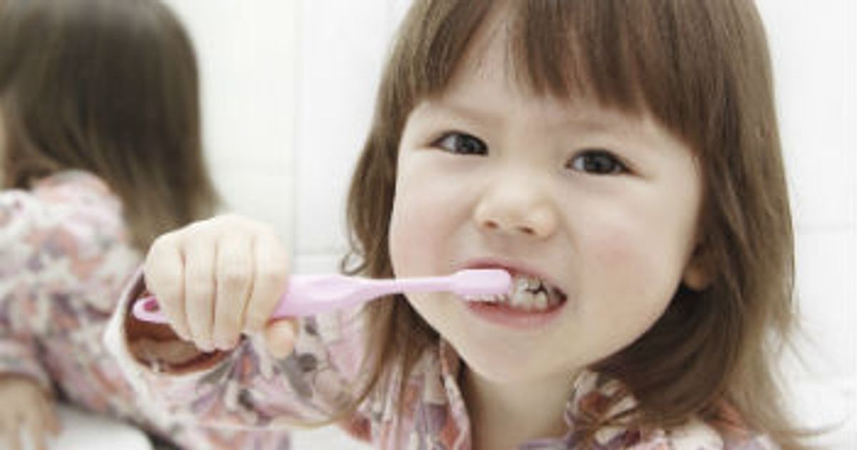 Tooth care for toddlers - Today's Parent