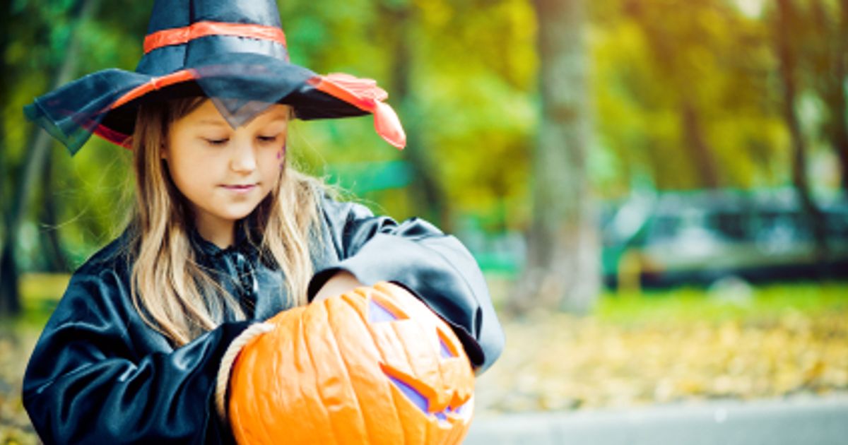 Which Halloween responsibility do you prefer? - Today's Parent