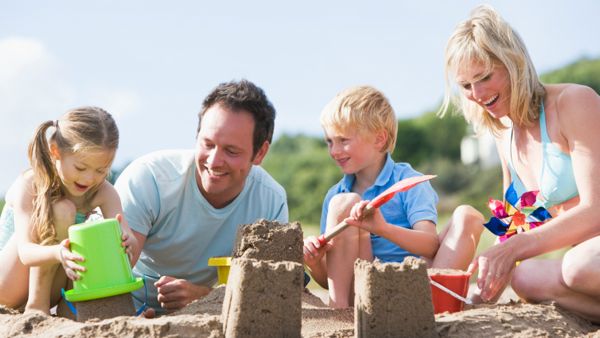 10 vacation must-haves for moms - Today's Parent