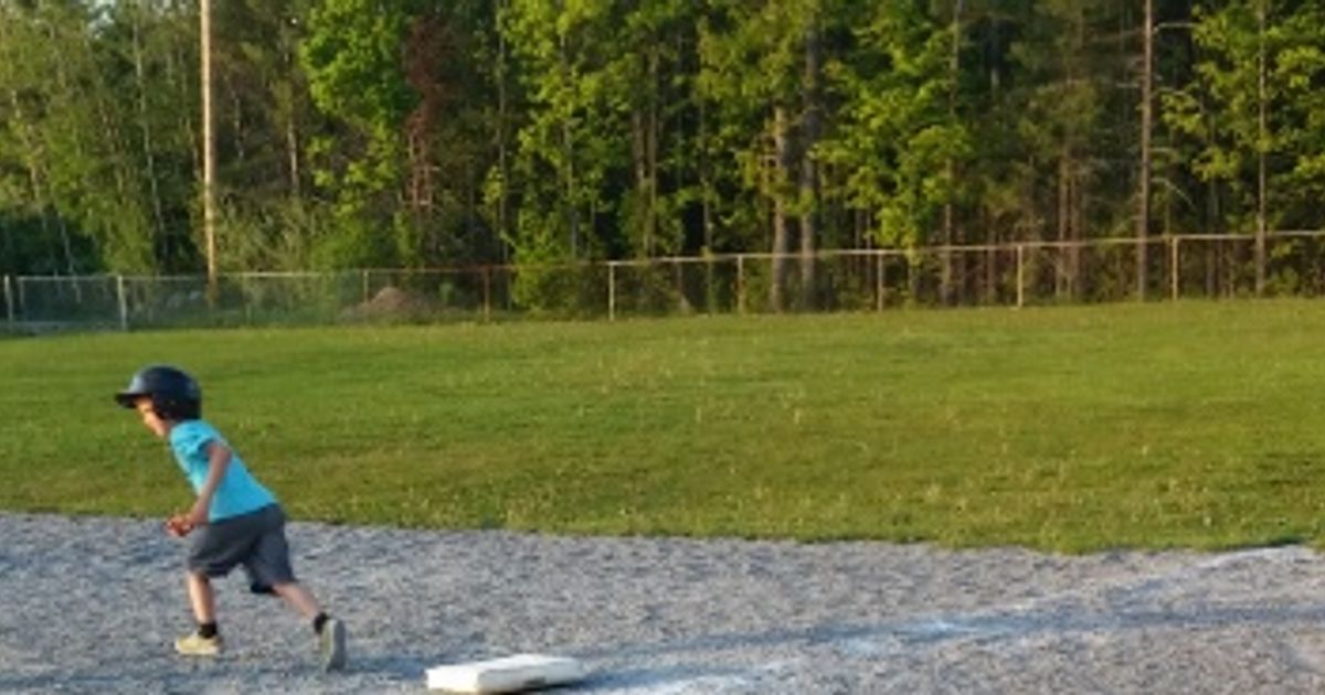 In praise of the totally average kid - Today's Parent