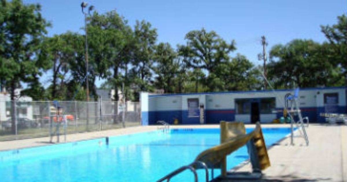 6 best outdoor pools in Winnipeg - Today's Parent