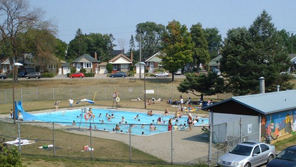 8 best outdoor pools in Toronto - Today's Parent