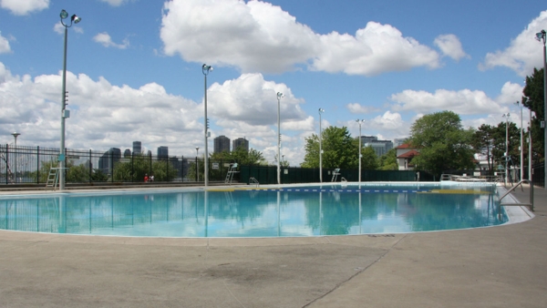 8 best outdoor pools in Toronto - Today's Parent