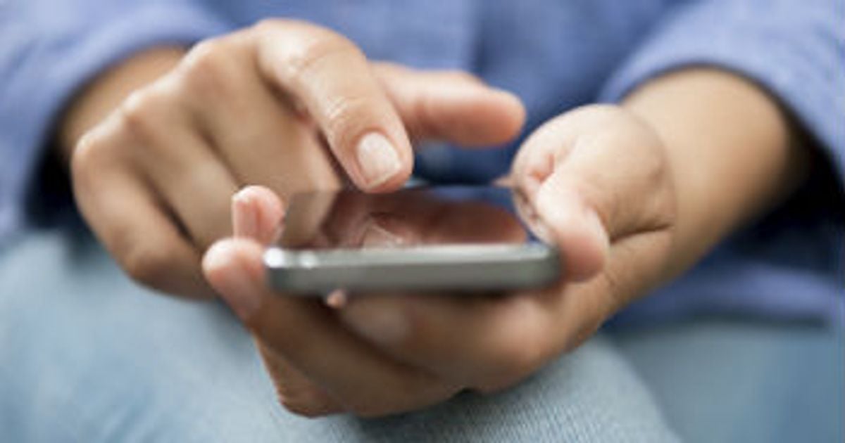 I know I’m a screen addict and that it hurts my kids - Today's Parent