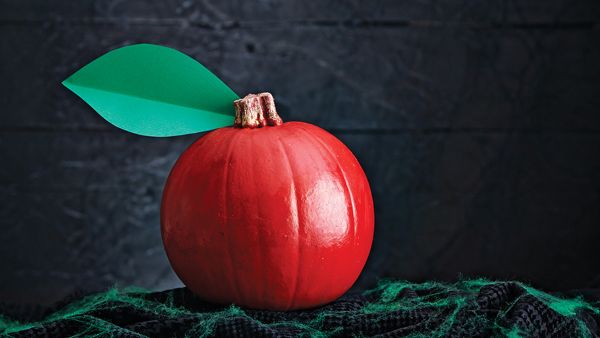 No-carve pumpkin: Poisoned apple - Today's Parent - Today's Parent