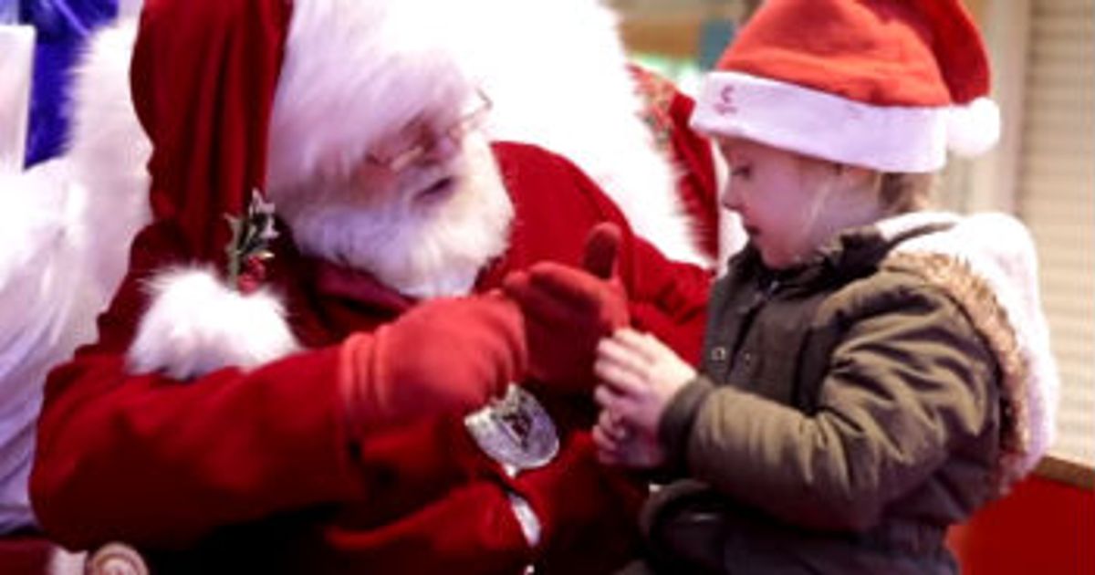 5 times Santa gave us the feels (and all the tears) - Today's Parent
