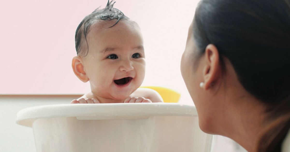 5 simple steps to introducing a baby bedtime routine - Today's Parent