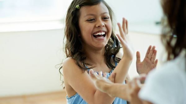 10 Classic hand-clapping games to teach your kid - Today's Parent