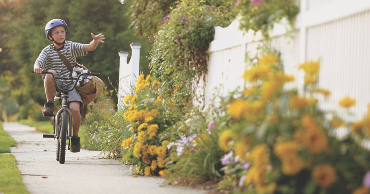 When your kid gets her very first job - Today's Parent