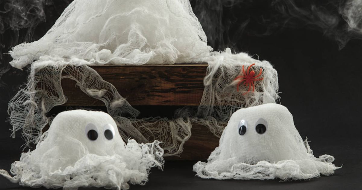 How to make spooky cheesecloth ghosts - Today's Parent