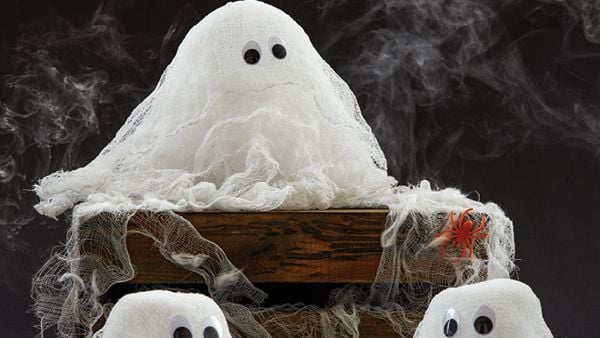 50 must-do fall activities for families - Today's Parent