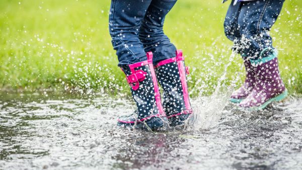 50 must-do fall activities for families - Today's Parent