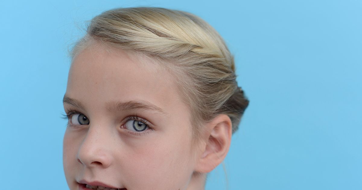Kids' hair how-tos: Easy updo - Today's Parent