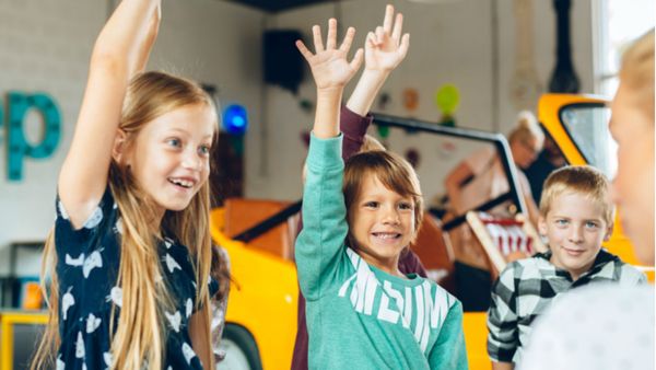 4 ways to show your daughter she’s just as smart as the boys - Today's ...