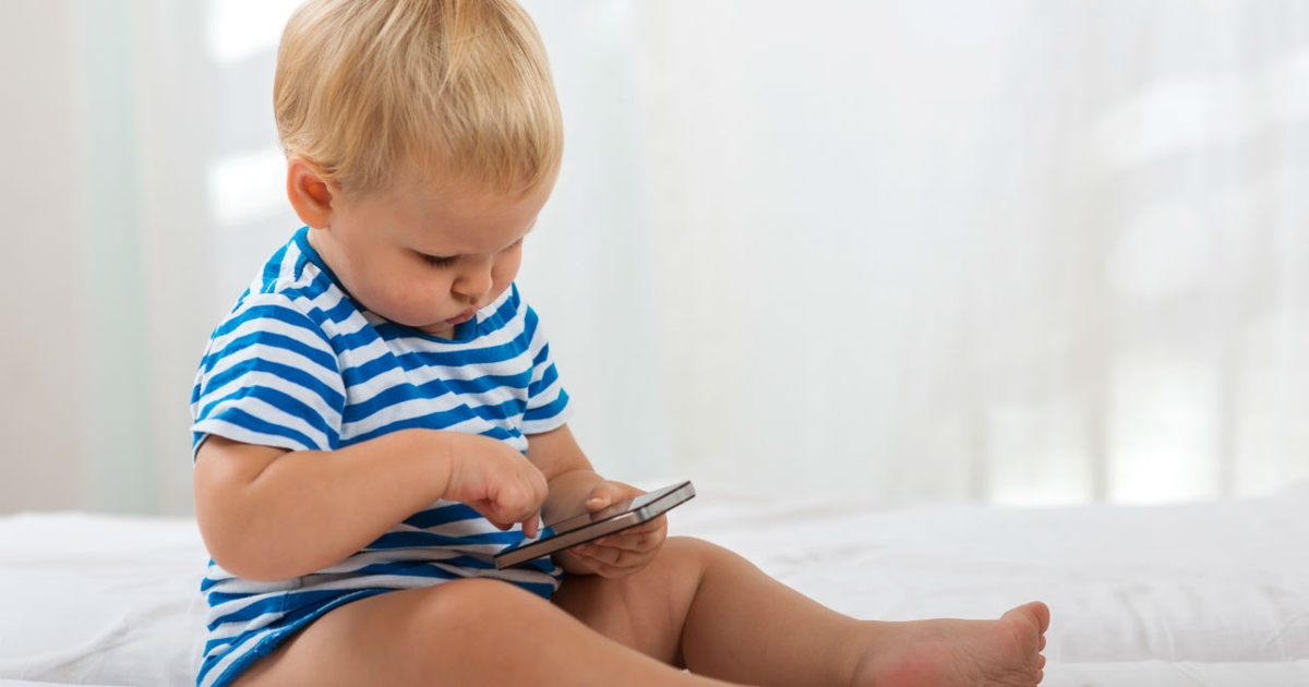 Screen time is linked to speech delays in babies - Today's Parent