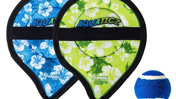 27 cool pool toys - Today's Parent