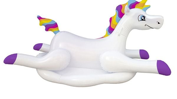 27 cool pool toys - Today's Parent