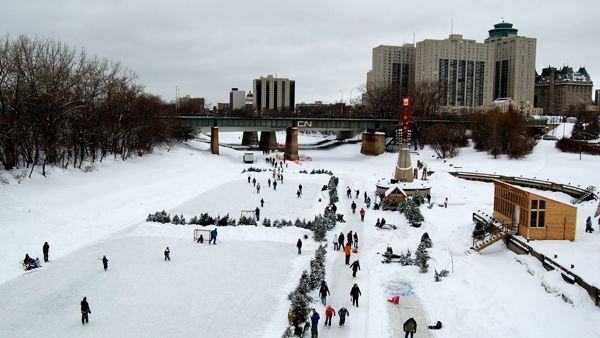 11 awesome outdoor skating rinks in Canada - Today's Parent