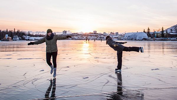 11 awesome outdoor skating rinks in Canada - Today's Parent
