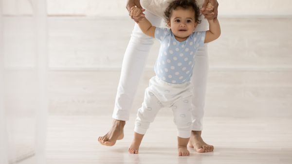 What it means when your toddler is toe-walking - Today's Parent