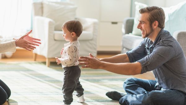 What it means when your toddler is toe-walking - Today's Parent
