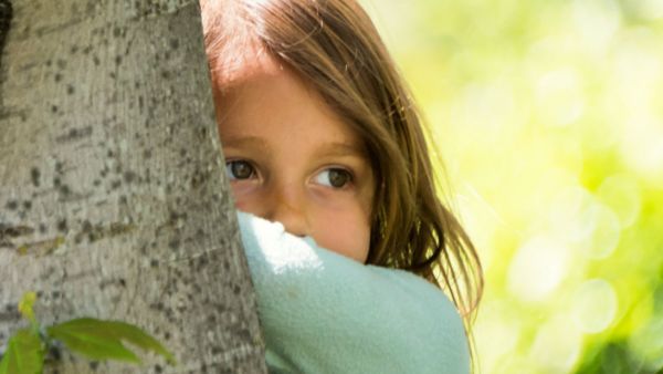 How to tell if your child is shy or if it's actually anxiety - Today's ...