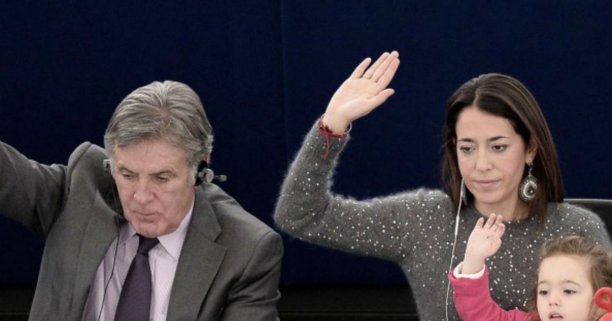 The problem with the bad*ss-working-mom meme - Today's Parent