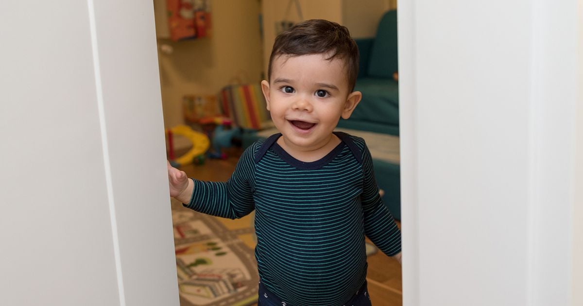 Why your toddler insists on watching you poop - Today's Parent