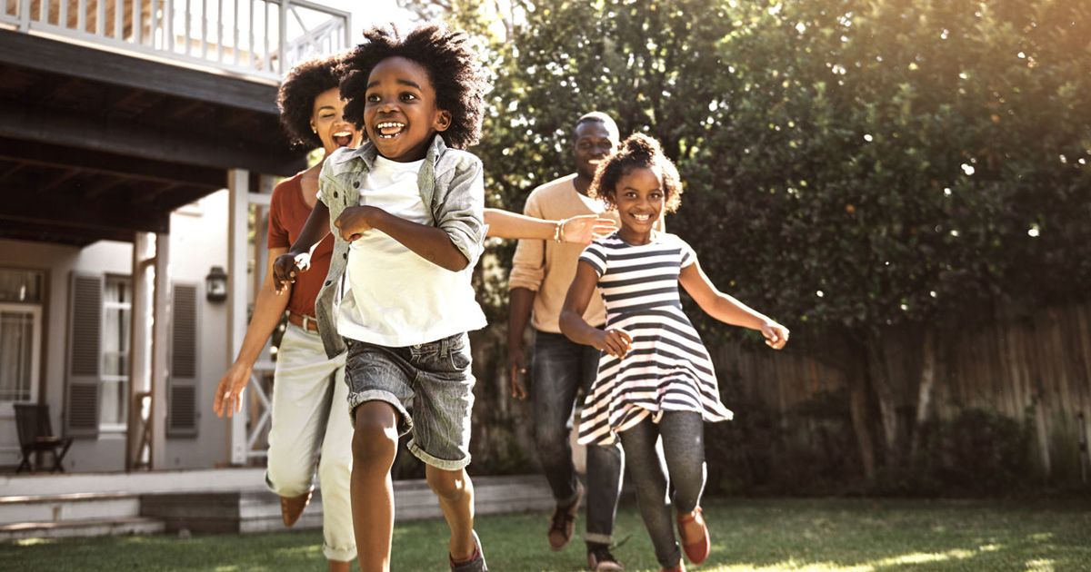 What should be in a family first-aid kit? - Today's Parent