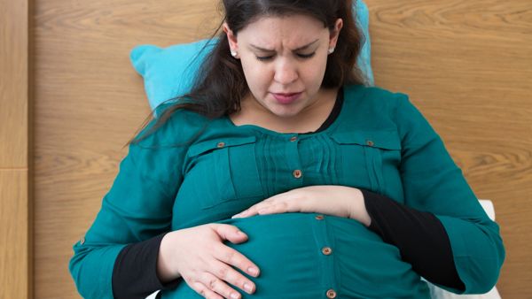 What do contractions feel like? - Today's Parent