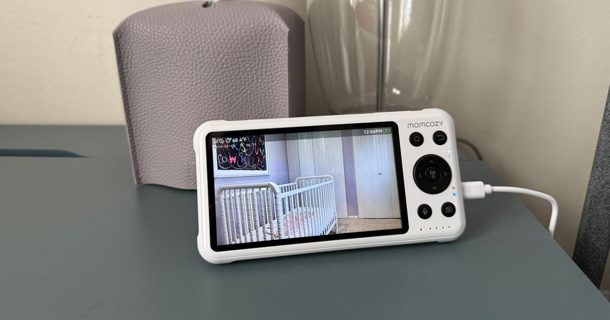 Momcozy 5-Inch Dual-Mode Smart Baby Monitor Review: A New Mom Must-Have ...
