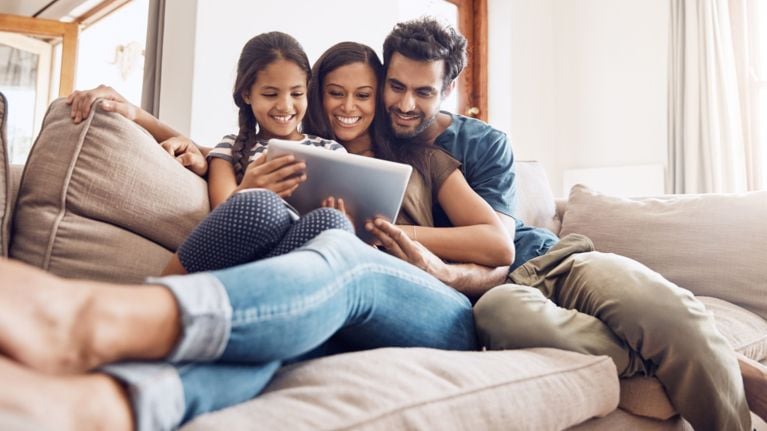 Healthy Screen Time Guidelines For Kids - Today's Parent