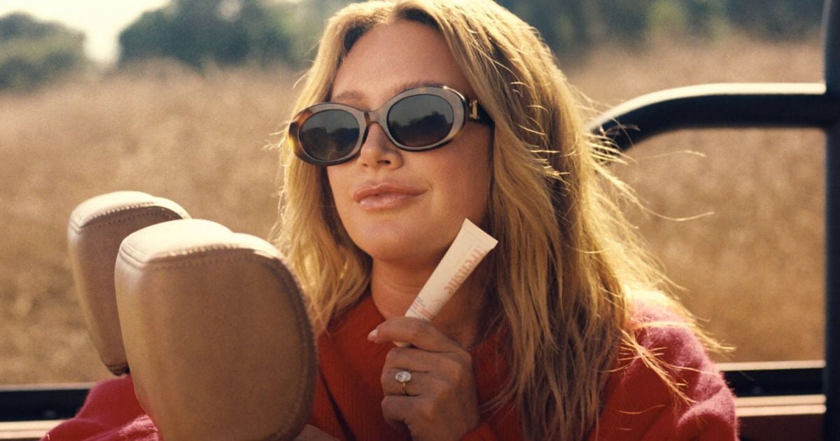 A Timeline Of The Ashley Tisdale Mom Group Drama - Today's Parent